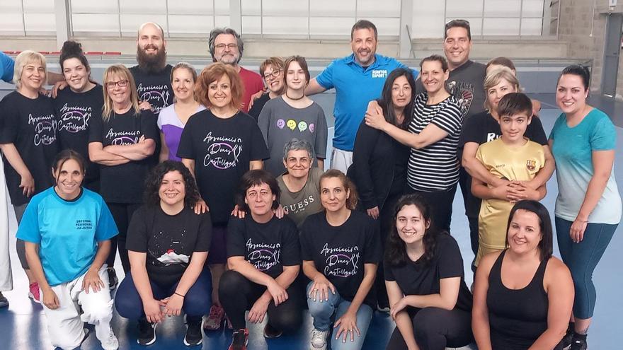 Curs de defensa personal femenina impartit per Esport7 a l’Associació ...