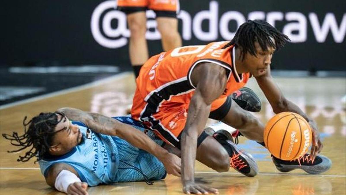 COPA DEL REY, GRAN CANARIA-VALENCIA BASKET: Badio: "No noto más presión ...