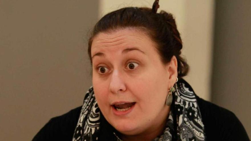 Laura Martínez: "En las cartas de los emigrantes el asturiano se come ...