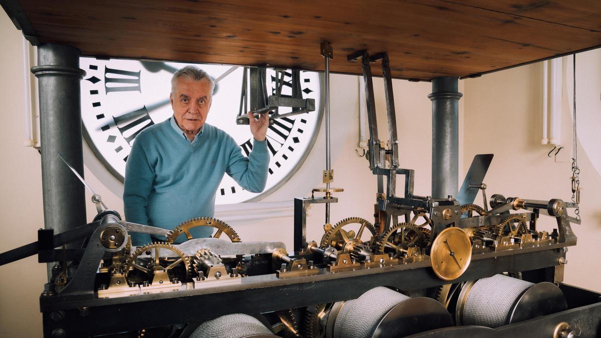 La particularidad que hace único el reloj de la Puerta del Sol de ...