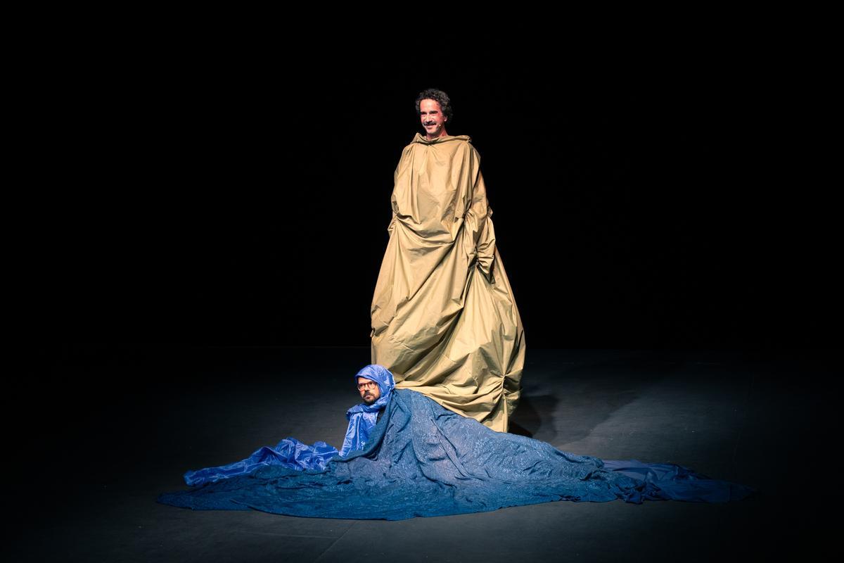 TEATRE MUNICIPAL | El Teatre Municipal alça el teló buscant el Sant ...