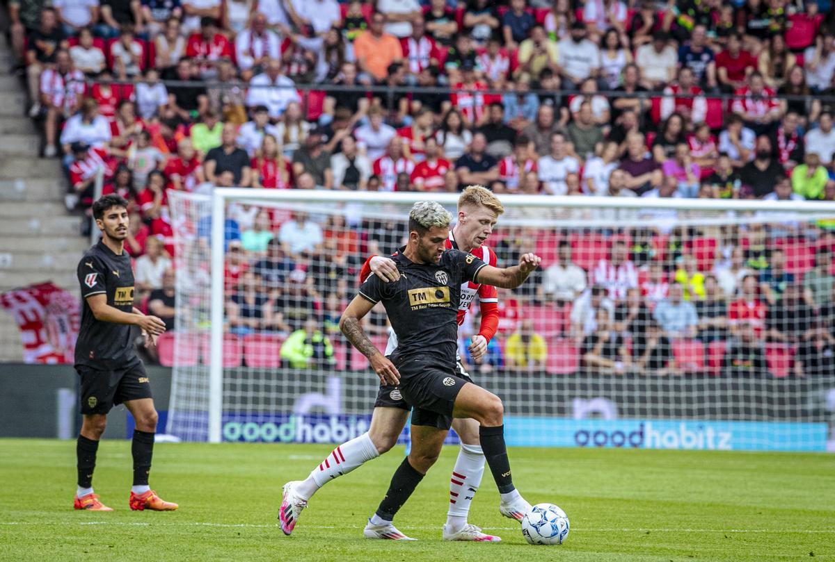 PREVIA VALENCIA - LEVANTE: Derbi de pretemporada con poco de amistoso