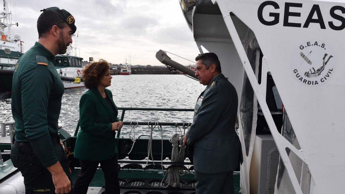 El grupo de buzos de la Guardia Civil coruñés cumple 50 años - La ...