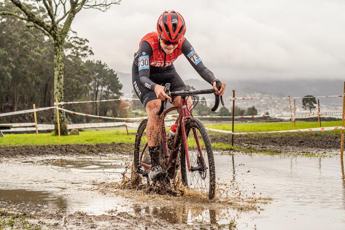 Laura Mira y Samuel González, reyes gallegos del ciclocross