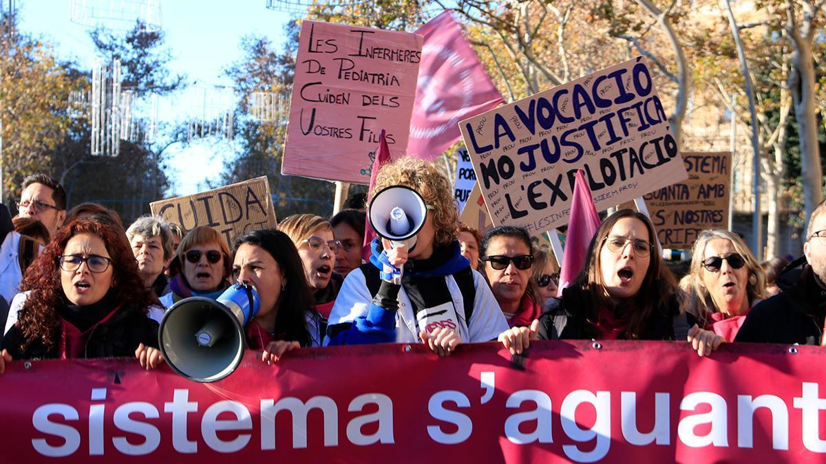 Enfermeras De Catalunya Retoma Las Movilizaciones Para Exigir Mejoras