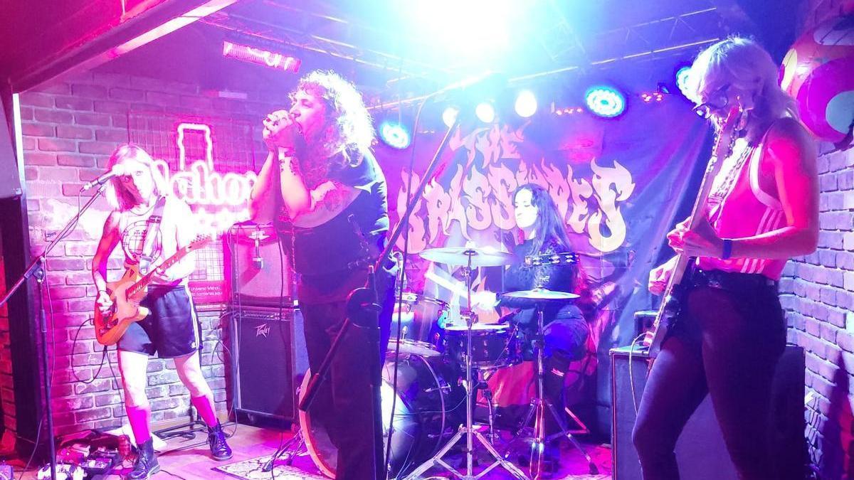"Girls Night", punk y rock feminista en las noches de Langreo