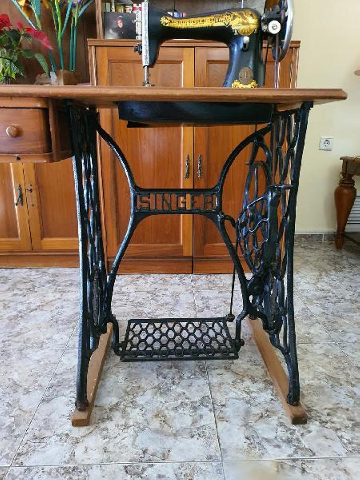 La Singer en Cáceres: la máquina de coser que transformó escuelas y hogares