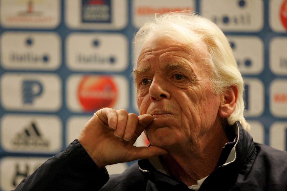 La trayectoria de Leo Beenhakker en los banquillos, en imágenes