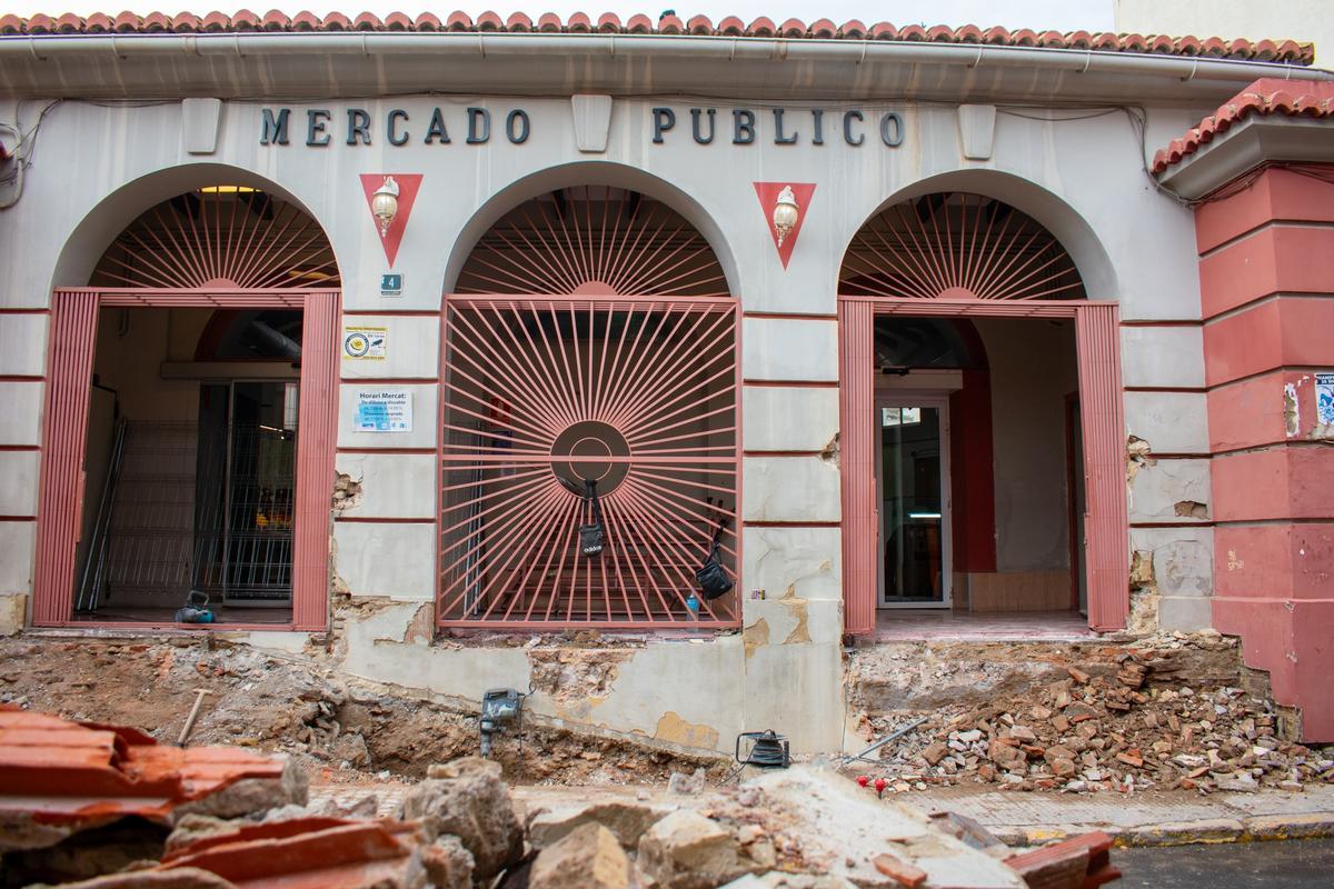ALFAFAR| Alfafar mejora la accesibilidad de su mercado municipal