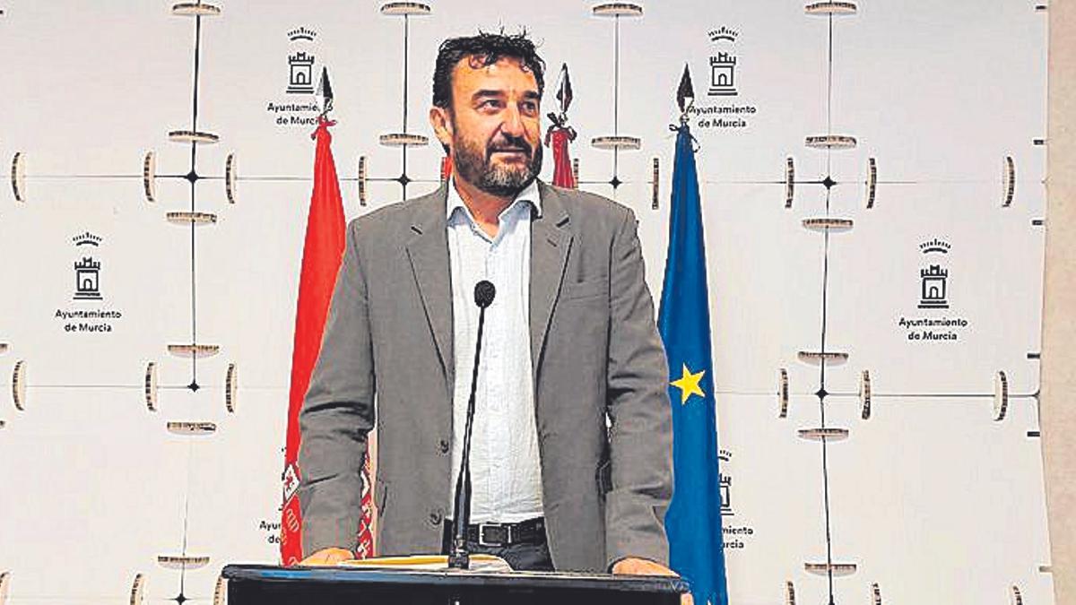 Ginés Ruiz Maciá no repetirá como candidato de Podemos en Murcia Ginés Ruiz Maciá no repetirá como candidato de Podemos en Murcia