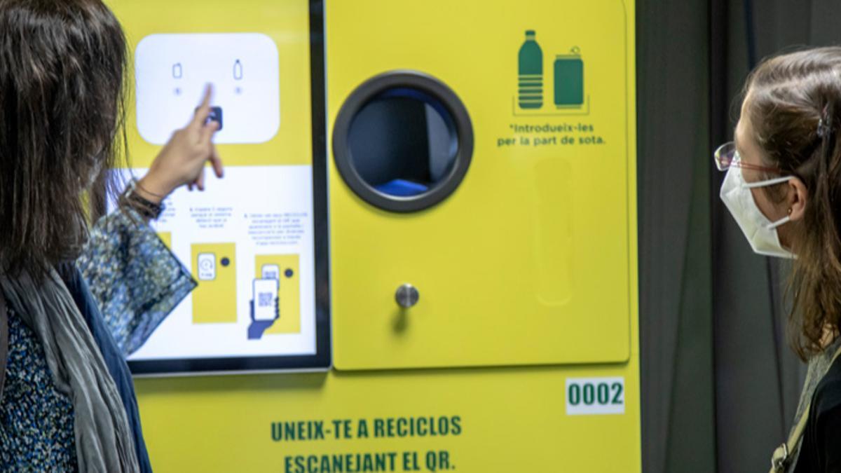 Una iniciativa premiará el reciclaje con descuentos en el comercio en Navalmoral de la Mata