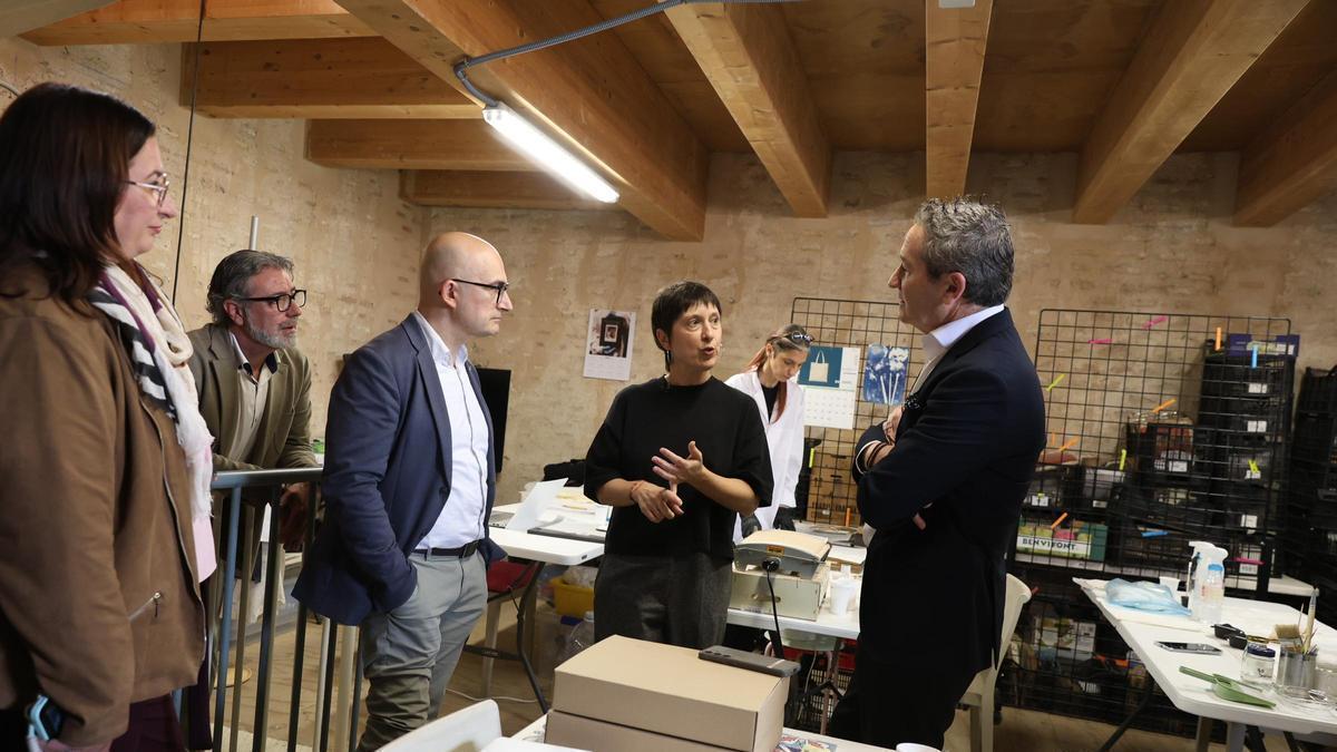 El Castell-Palau de Alaquàs exhibe la exposición 'ANDANA', un homenaje ...