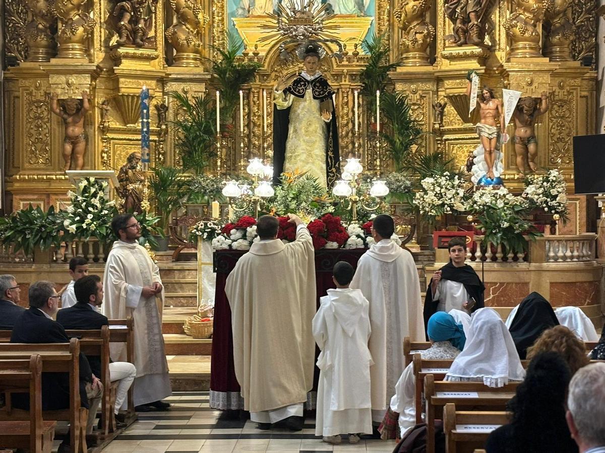 Torrent celebra el tradicional traslado de Sant Vicent Ferrer