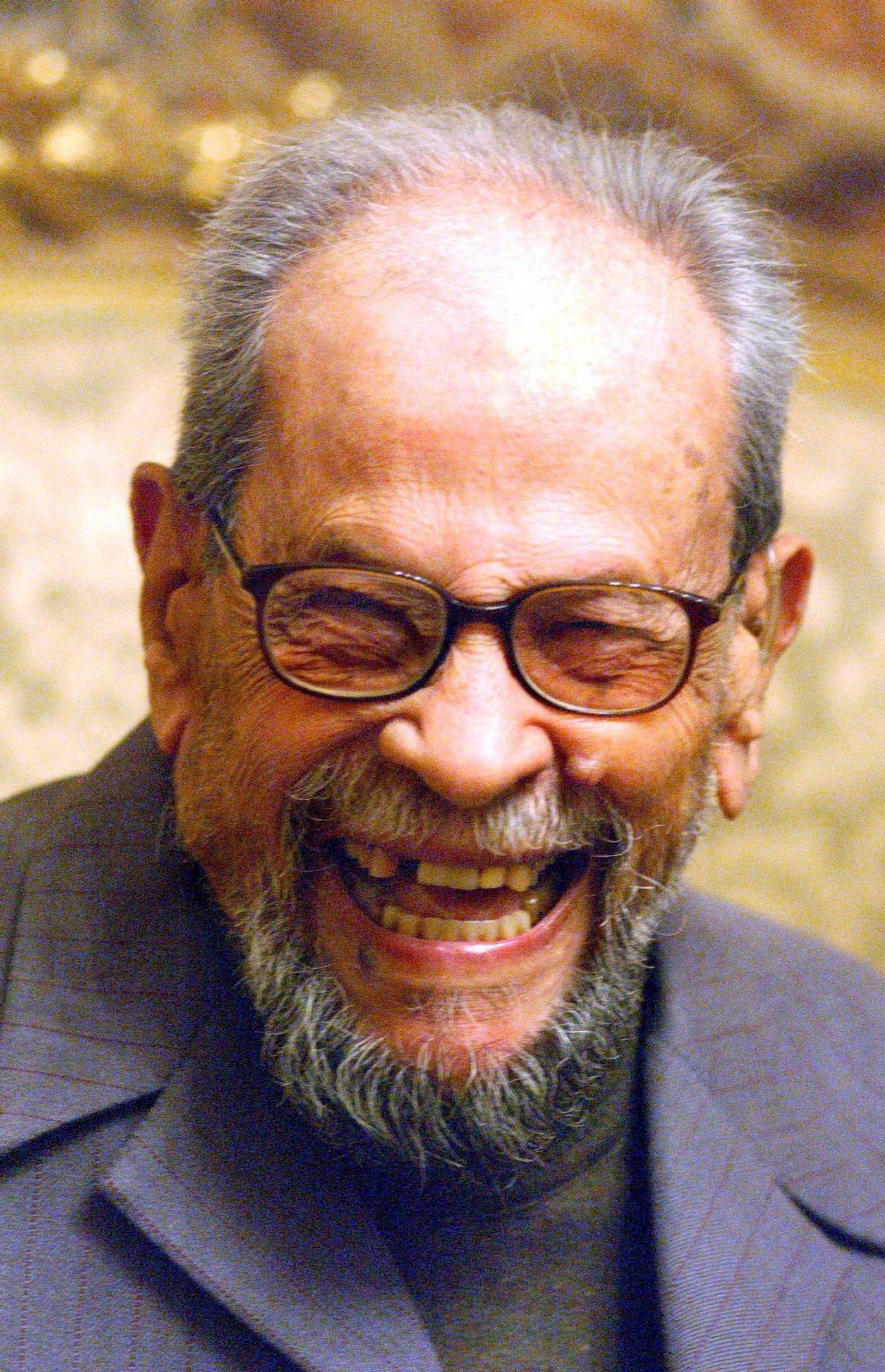 Mahfuz pone el barrio como el centro del universo - Faro de Vigo