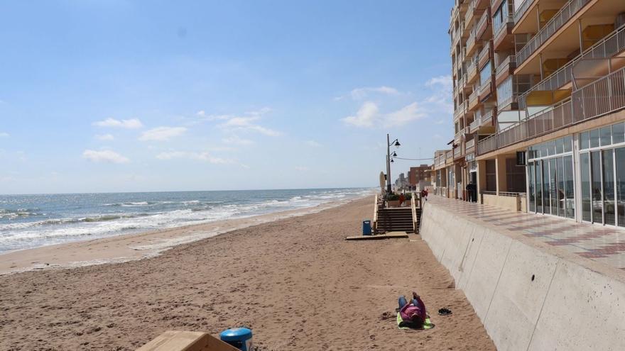 Playa El Perelló Valencia | Repondrán la arena en pleno mes de julio
