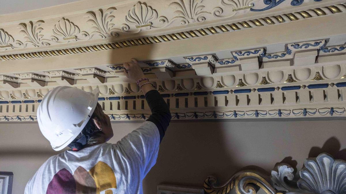 El hemiciclo del Ayuntamiento de València recupera la luz natural y el ...