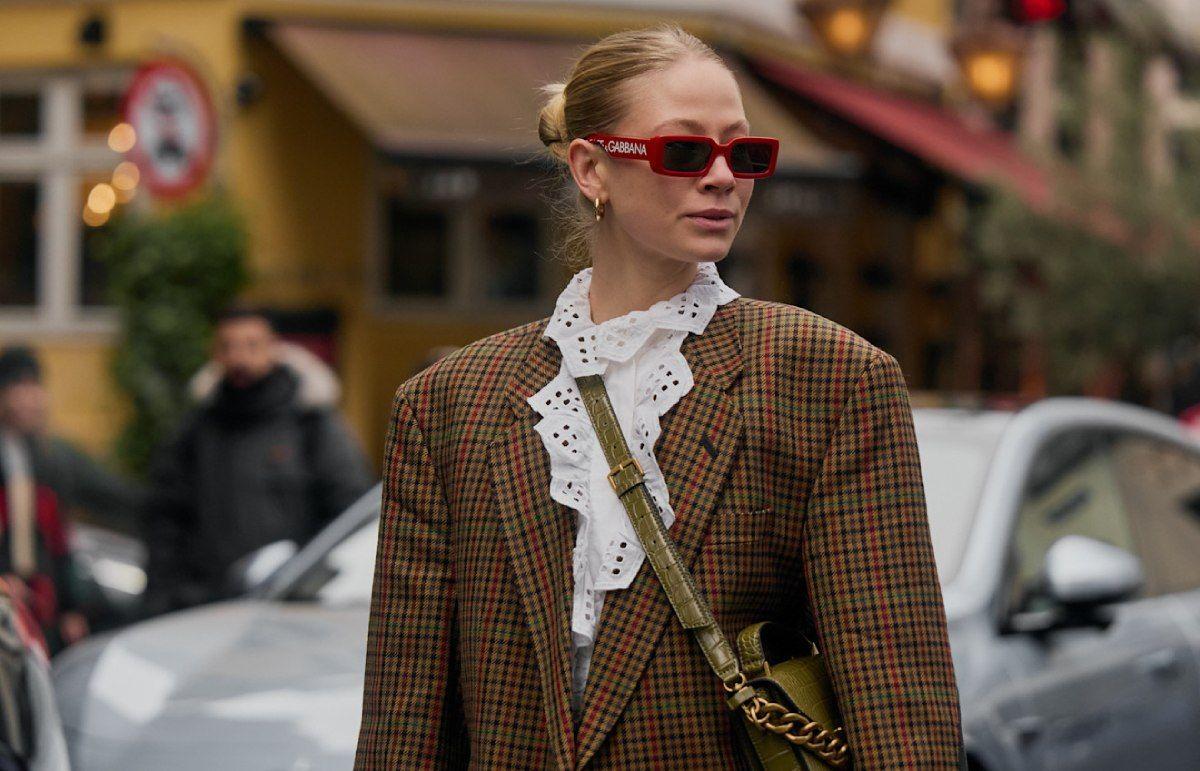 ZARA REBAJAS BLUSAS CAMISAS | Por menos de 10 euros: Zara baja los precios (aún más) de las ...