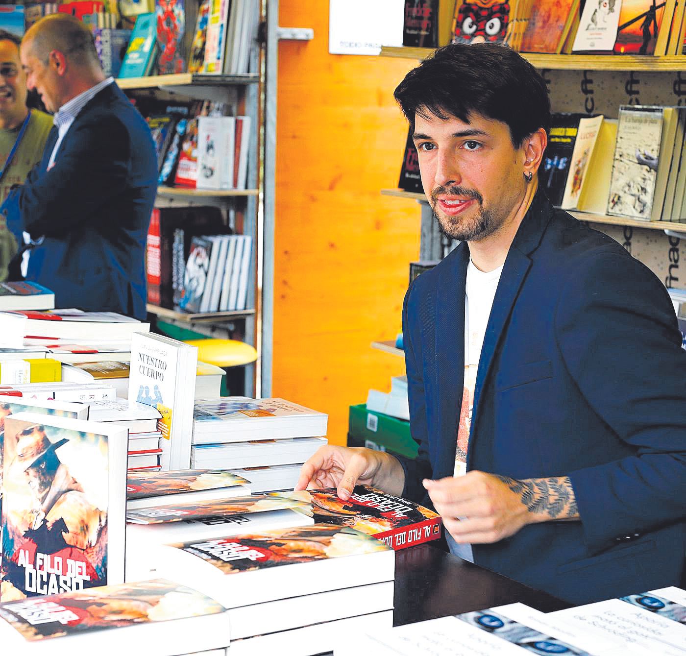 David Lorao (autor de 'Al filo del ocaso'): "La vida en sí es un ...