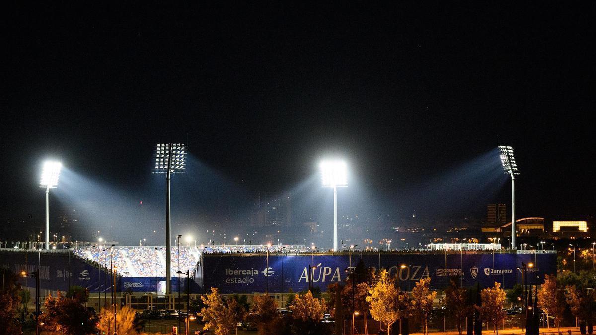 El templo madito: la vida pasa por el Ibercaja Estadio pero el Real ...
