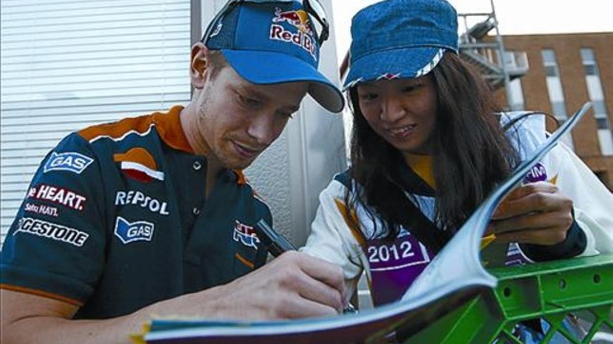 Stoner: «En Honda nadie me ha dicho que ayude a Pedrosa» - El Periódico