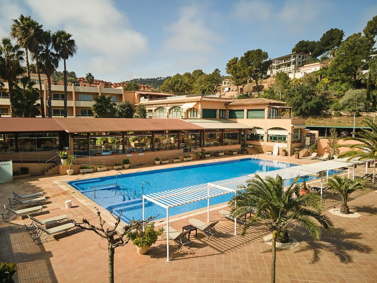 El Hotel Sa Punta de Begur (con súper vistas a las Medes) se reinventa ...