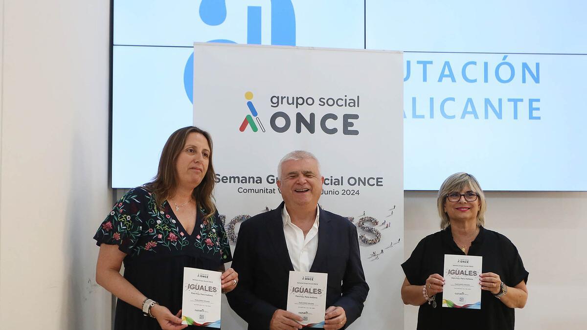 INVIDENTES ALICANTE | Desayuno a ciegas y música con cantantes ...