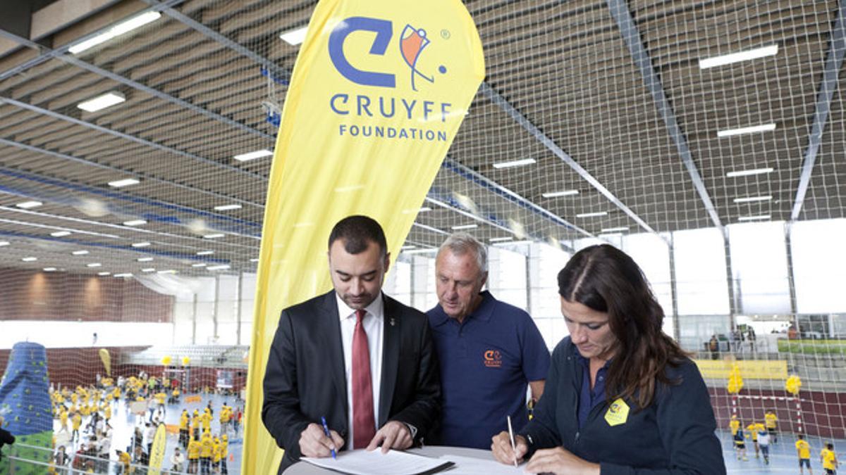 La Fundación Cruyff instalará una pista de futbol sala en Terrassa