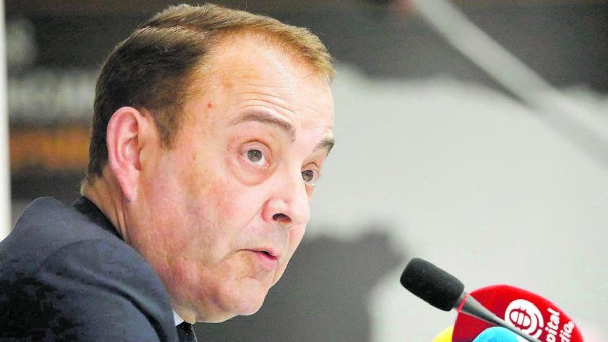Zorío: "Con Peter Lim no se puede acabar el Nou Mestalla"
