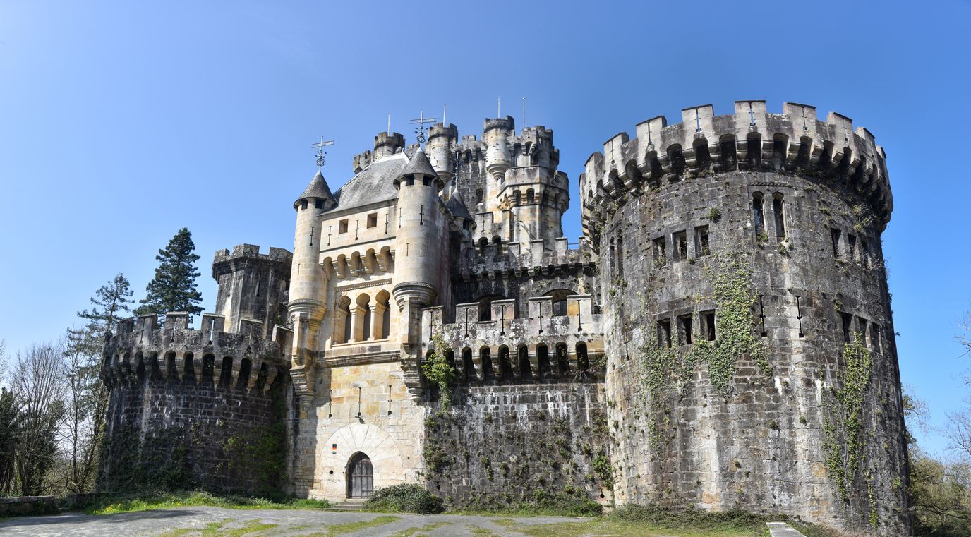 CASTILLO MÁS BONITO EUROPA | El castillo más bonito de Europa está en ...