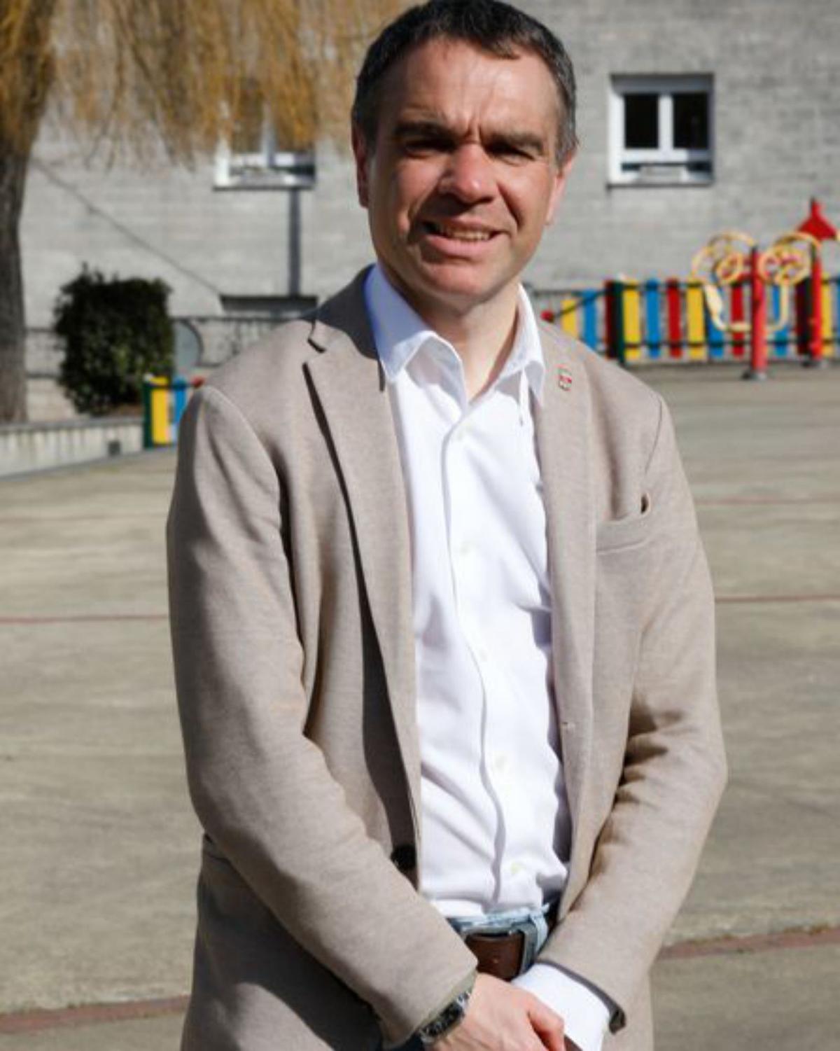 Corvera inicia la ampliación de las piscinas de Las Vegas - La Nueva España