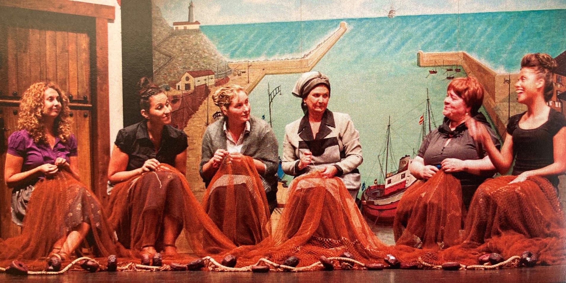 EN IMAGENES: 20 años del grupo de teatro "Santa Bárbara" de Llaranes ...