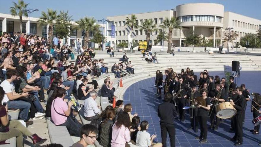 Castelló celebra la creación de la UJI