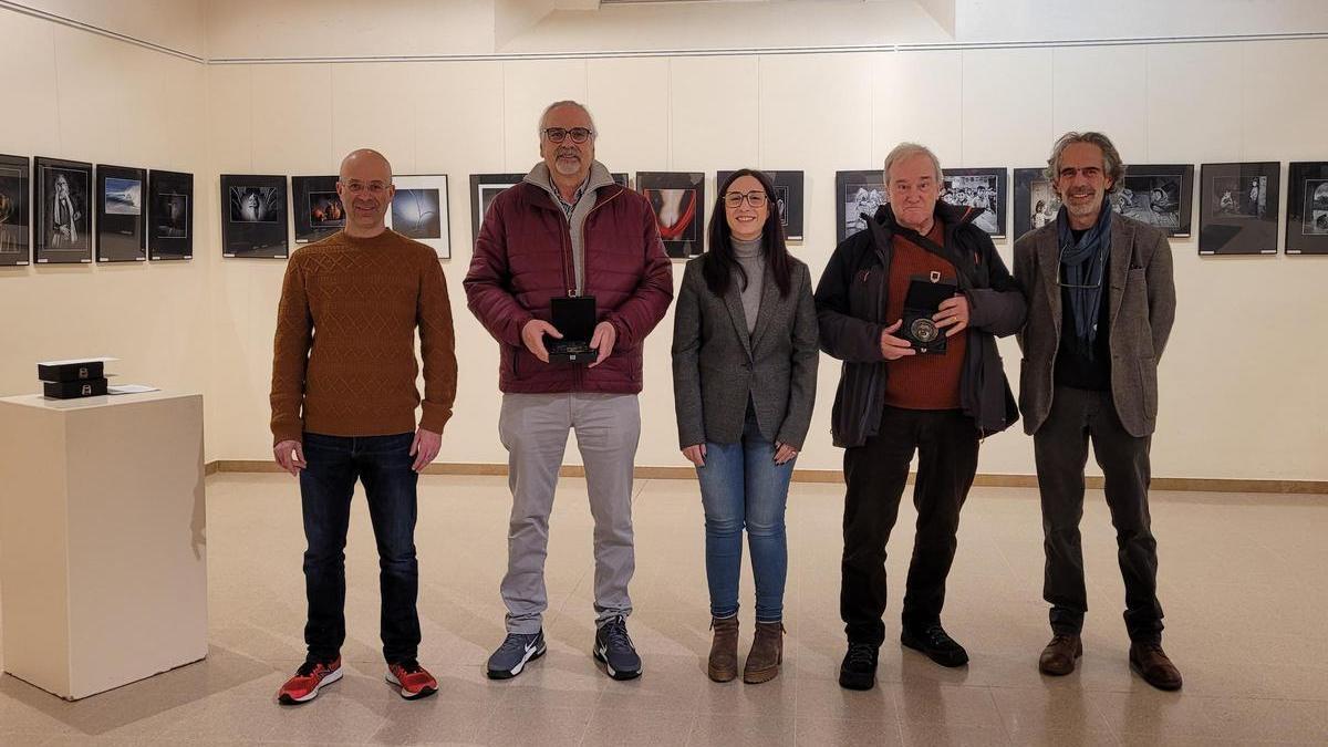 Les obres del premi Modest Francisco s’exposen a l’Espai 7 del Casino ...