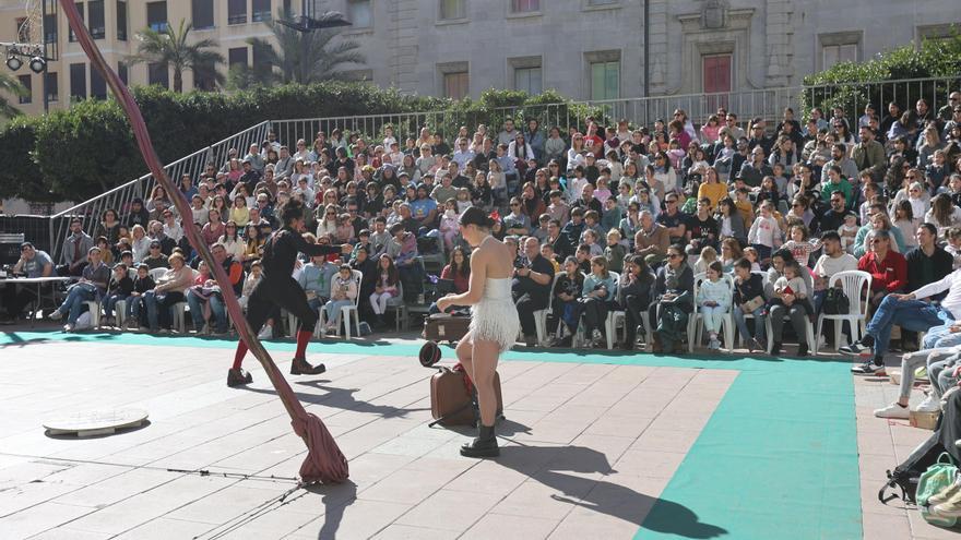 Galería de imágenes: Segunda jornada de Magdalena Circus en Castelló ...