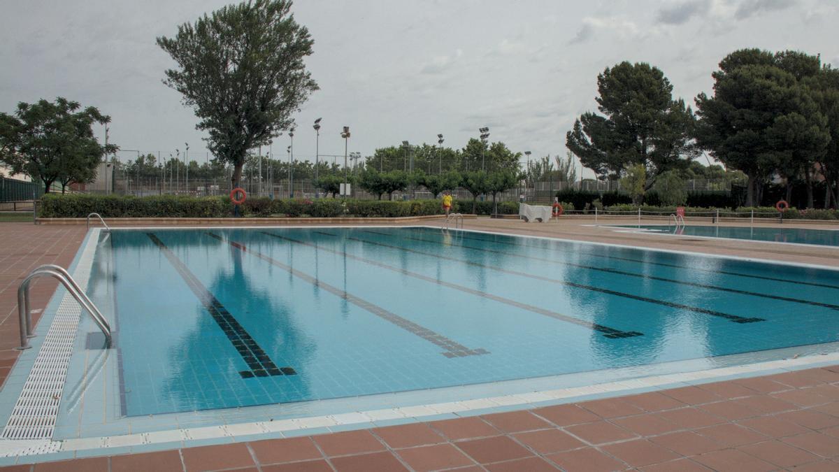 Piscinas Zaragoza | Las piscinas de Zaragoza ultiman su puesta a punto ...