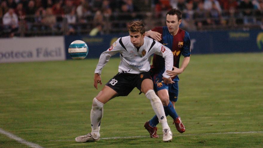 FOTOGALERÍA | Los mejores momentos de Gerard Piqué con la camiseta del ...
