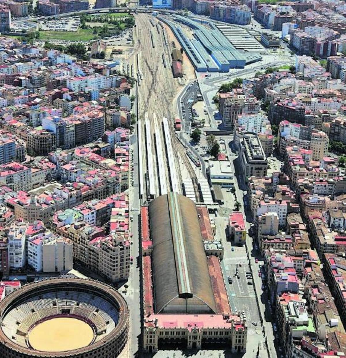 Valencia | El Parc Central de Gustafson se aleja