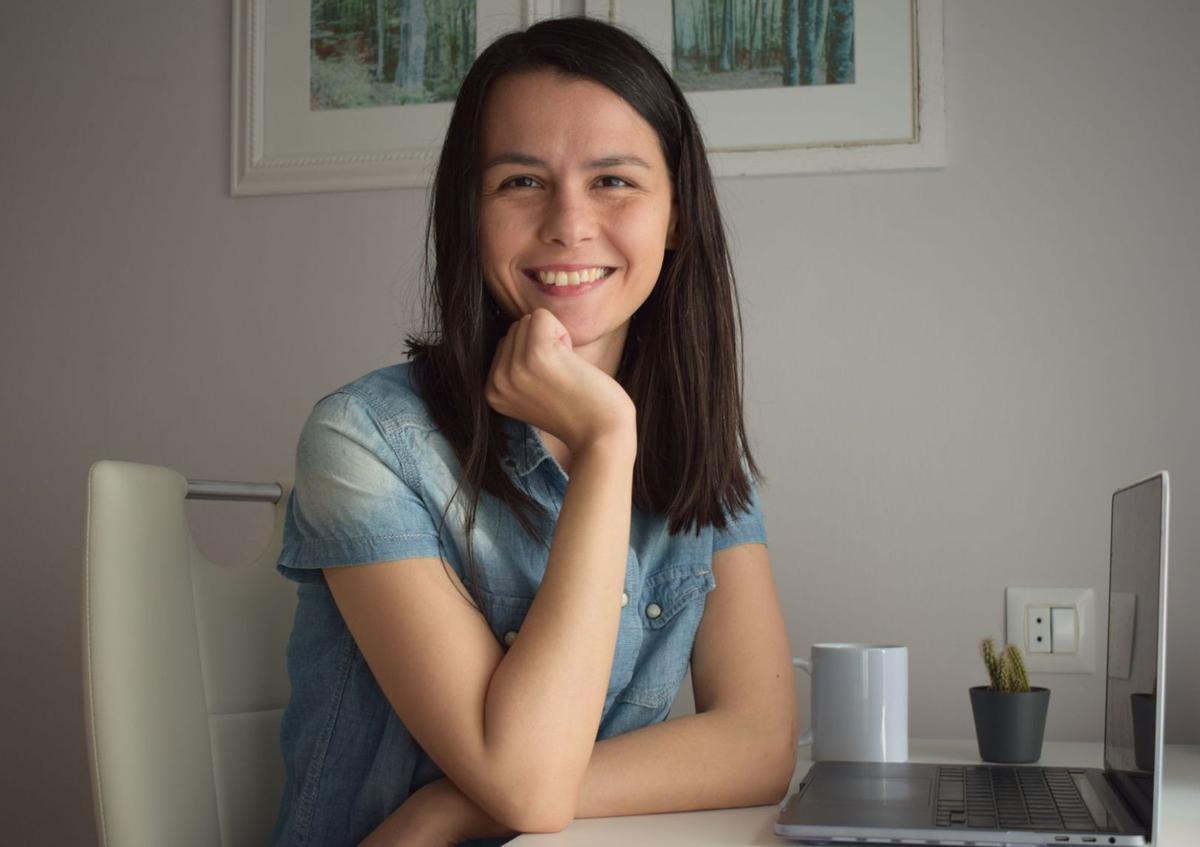 La canguesa Isabel Álvarez reina en la ficción infantil desde la Toscana
