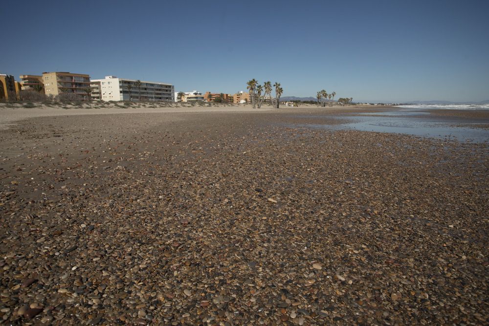 Regresión de 40 metros en la playa de Canet d'En Berenguer según los ...