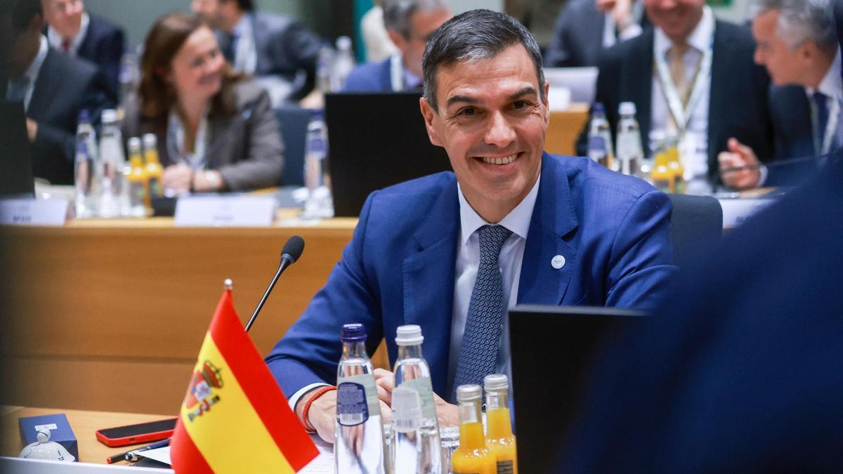 Sánchez sobre el fiscal general: "Le respaldamos. Ha hecho su trabajo ...