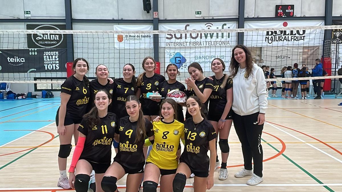 Buen trabajo de la base del Club Voleibol Real de Gandia