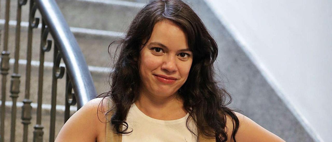 Elisa Victoria: «Aprendí que es mejor escribir como si nadie te fuese a ...