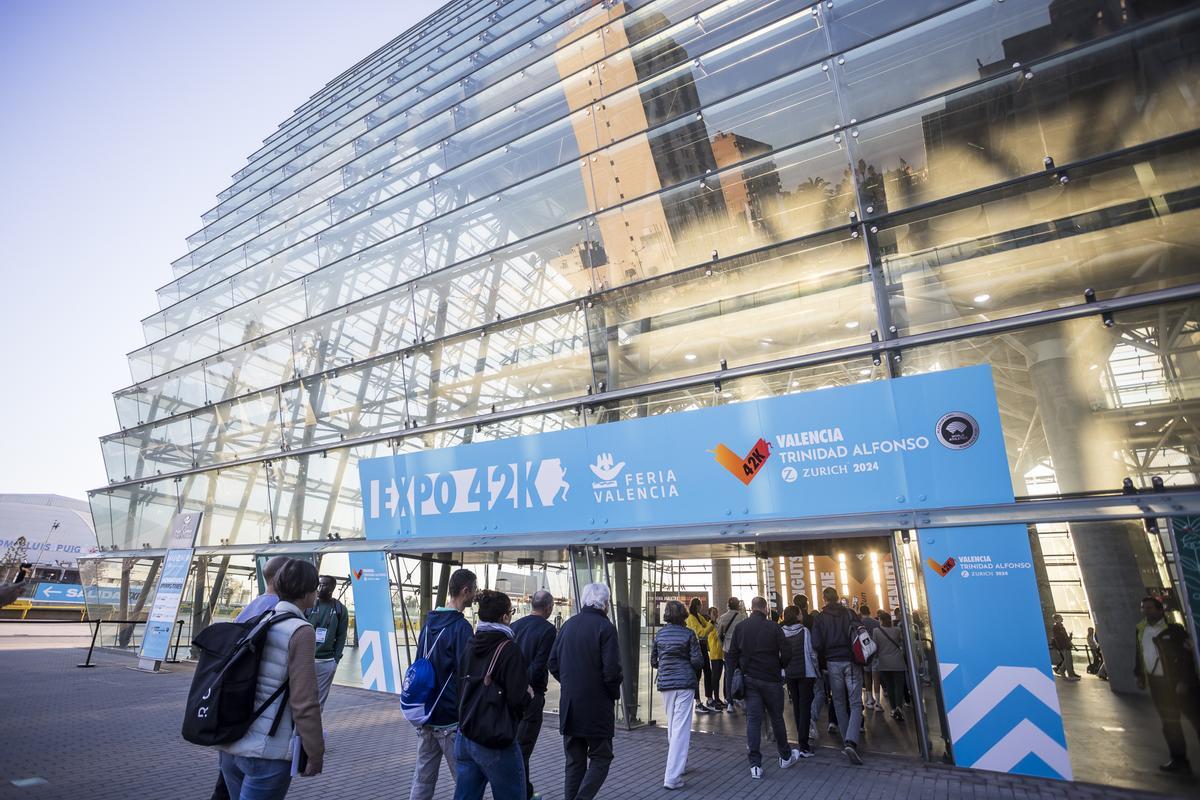 MARATÓN VALENCIA: Expo 42K, la Feria de Carrera del Maratón Valencia ...