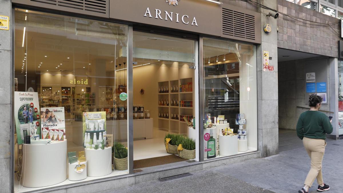 Arnica: la botiga de dietètica natural i herboristeria que promou la ...