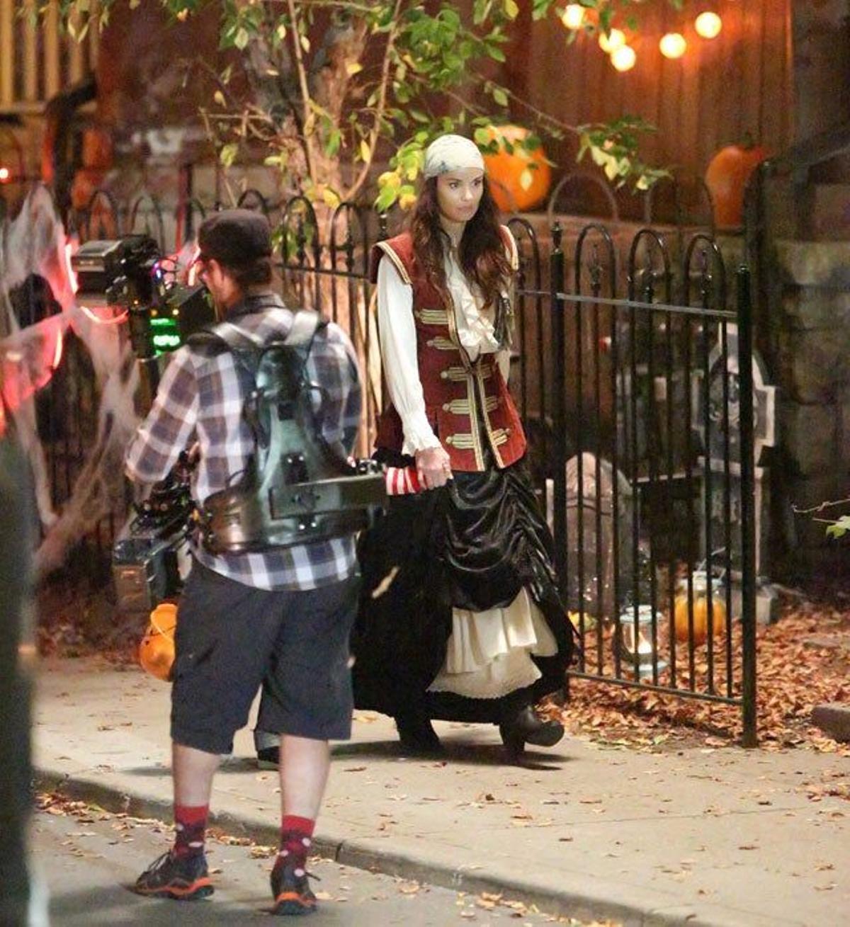 Nicolas Cage disfrazado de cowboy durante el rodaje de 'Pay The Ghost ...