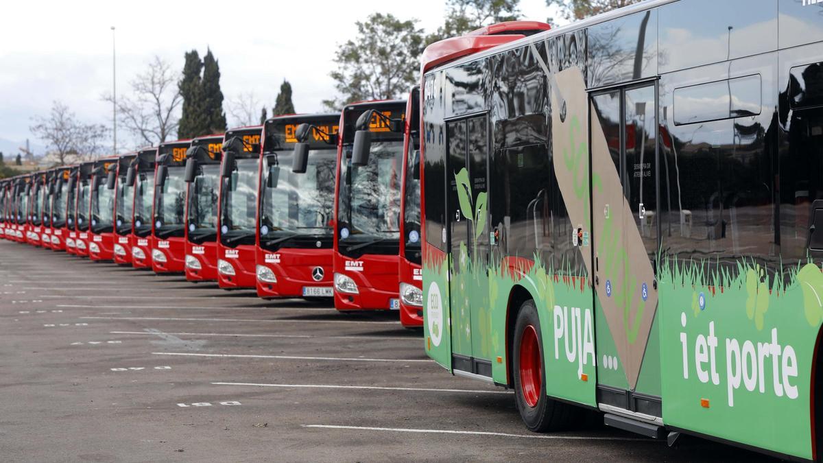 MOVILIDAD EN VALENCIA. EMT compra 161 nuevos autobuses y adelanta un ...