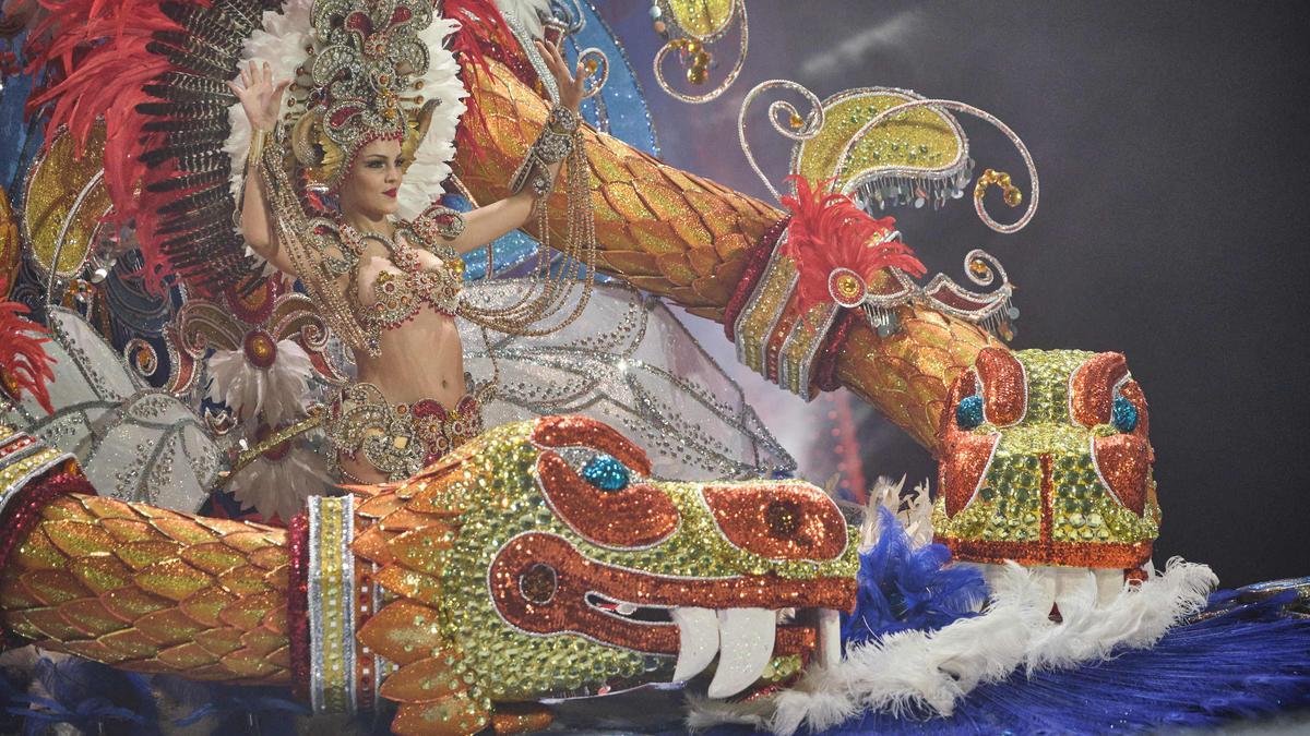 Carnaval de Santa Cruz de Tenerife | Candidatas a Reina: Yanira Morales (9)