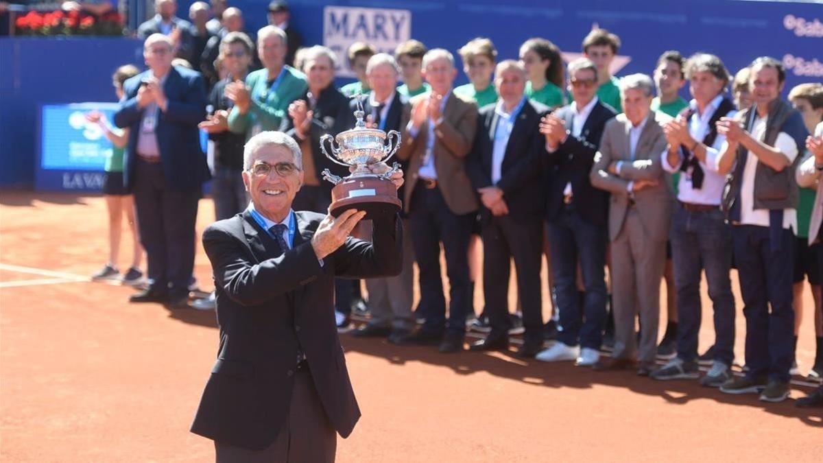 Orantes celebra los 50 años de su primer triunfo en Barcelona