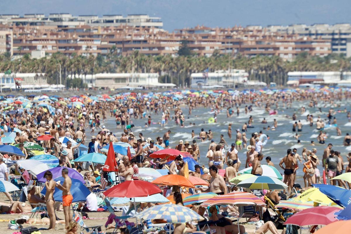Turismo Comunidad Valenciana: Agosto impulsa el mejor verano de la historia