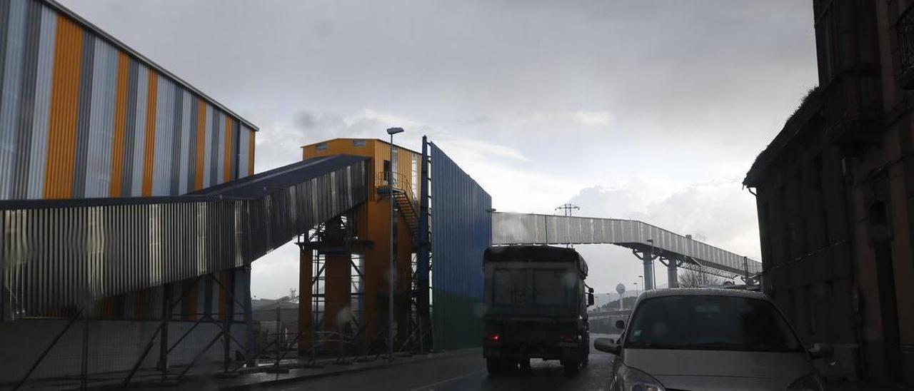 Cuatro barcos rellenan el almacén de blenda de Azsa con 75.665 ...